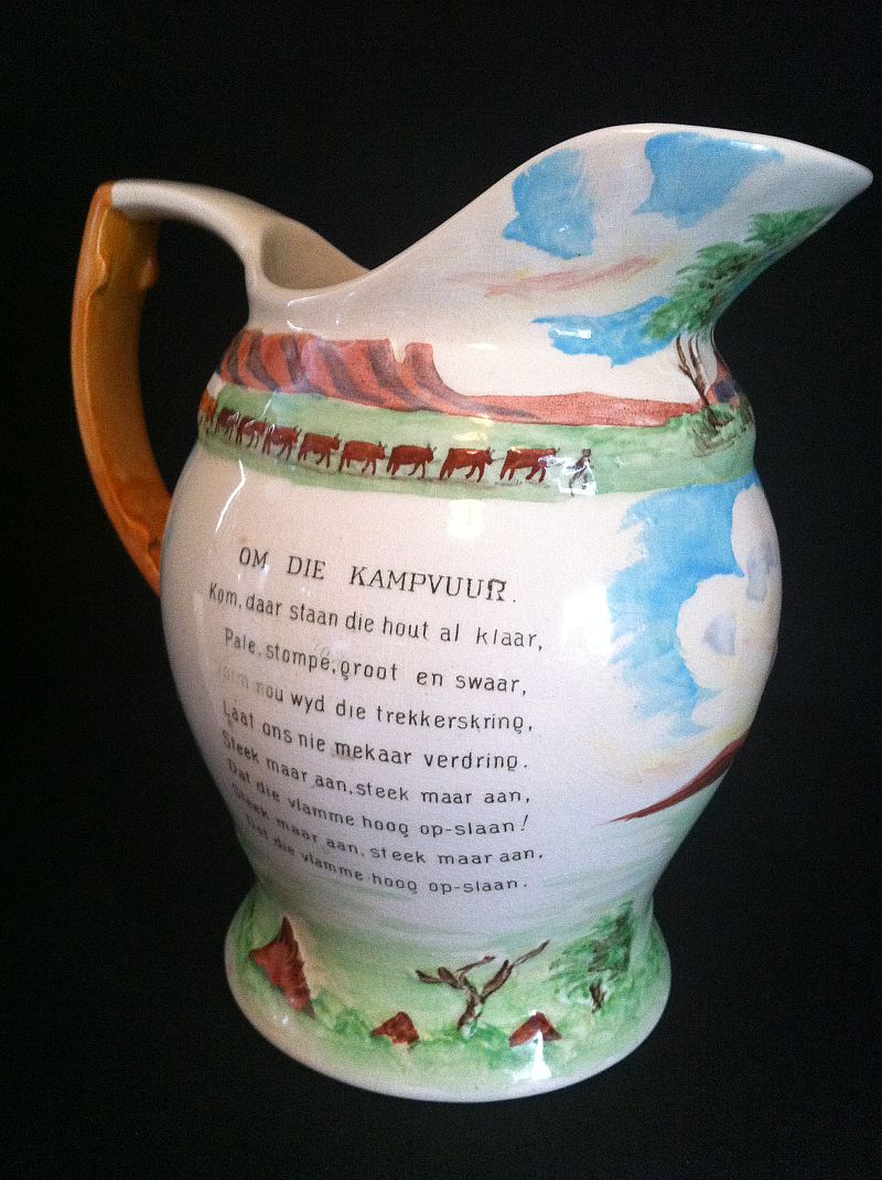 Um Die Kampvuur, A Crown Devon Fieldings MUSICAL Jug: Clarice Cliff ...